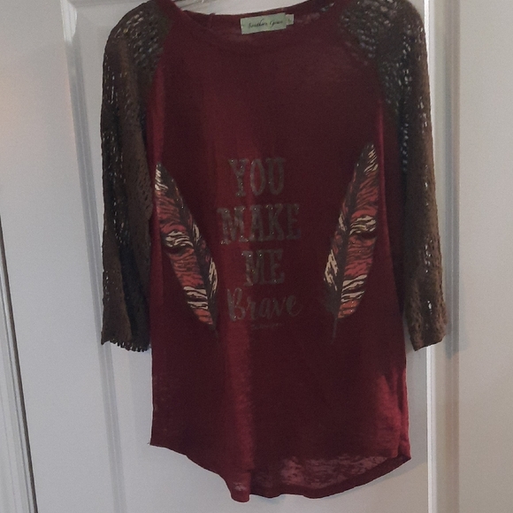 Southern Grace | Tops | Southern Grace Maroon Top With Brown Sleeves ...
